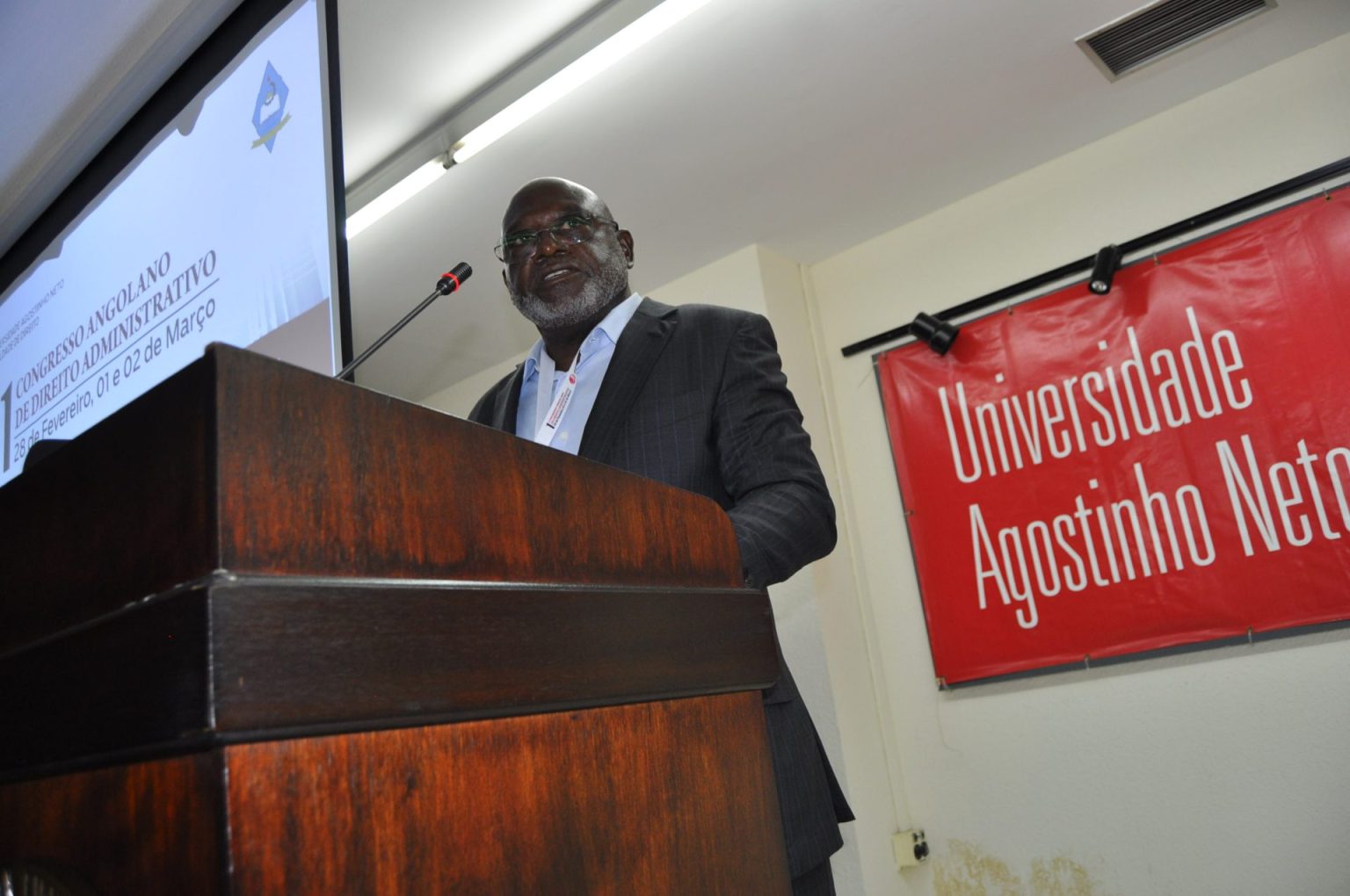 RELATÓRIO-SÍNTESE DO PRIMEIRO DIA DE TRABALHO DO I CONGRESSO ANGOLANO ...